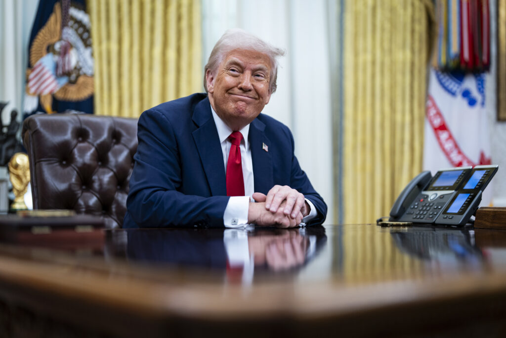 De ce acțiunile lui Donald Trump înainte de alegerile de jumătatea ...